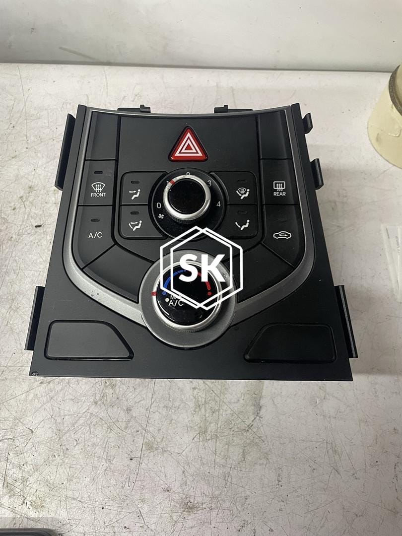 ELANTRA AIRCON CONTROL PANEL - SK AUTO CARPARTS