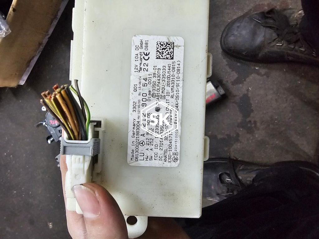 W212 KEYLESS MODULE - SK AUTO CARPARTS
